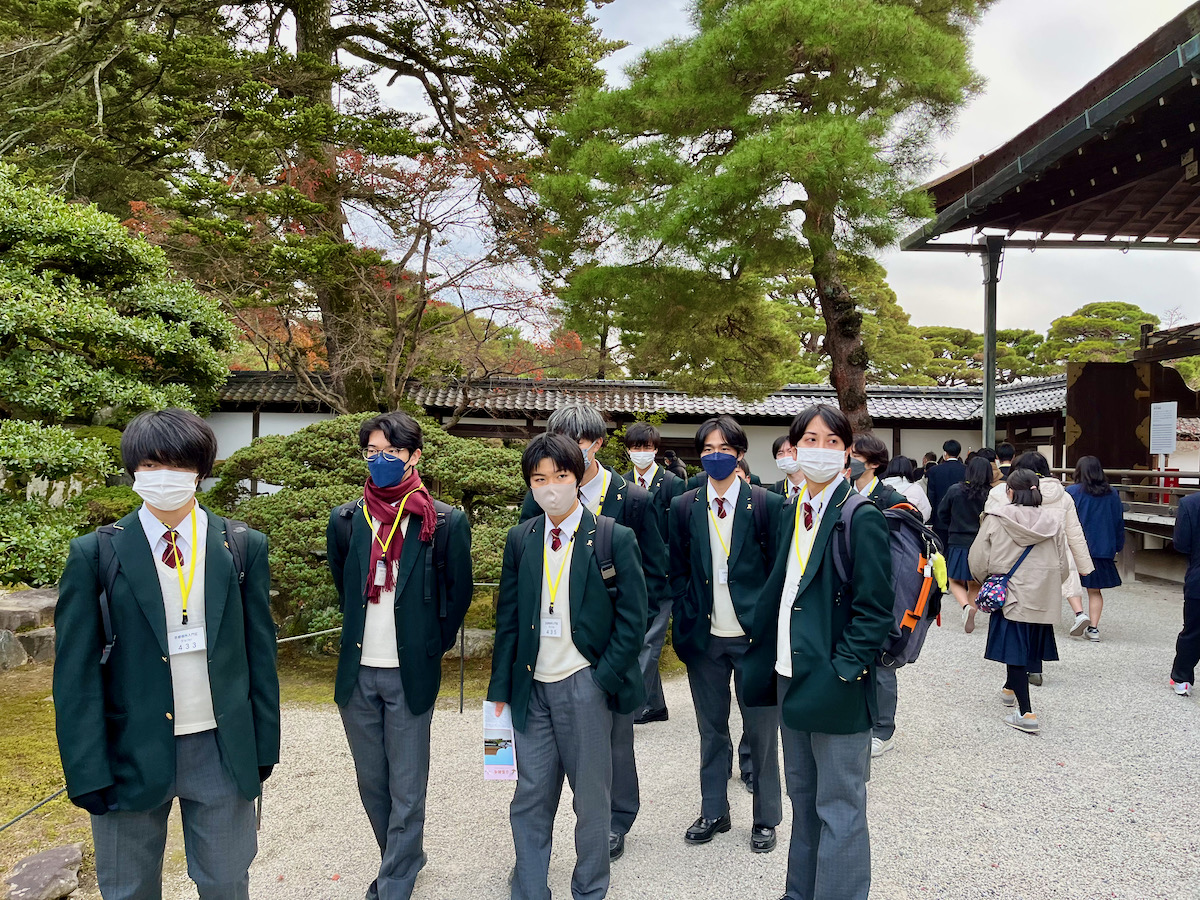 IB course Japanese History Class Field Trip to Kyoto Imperial Palace ...